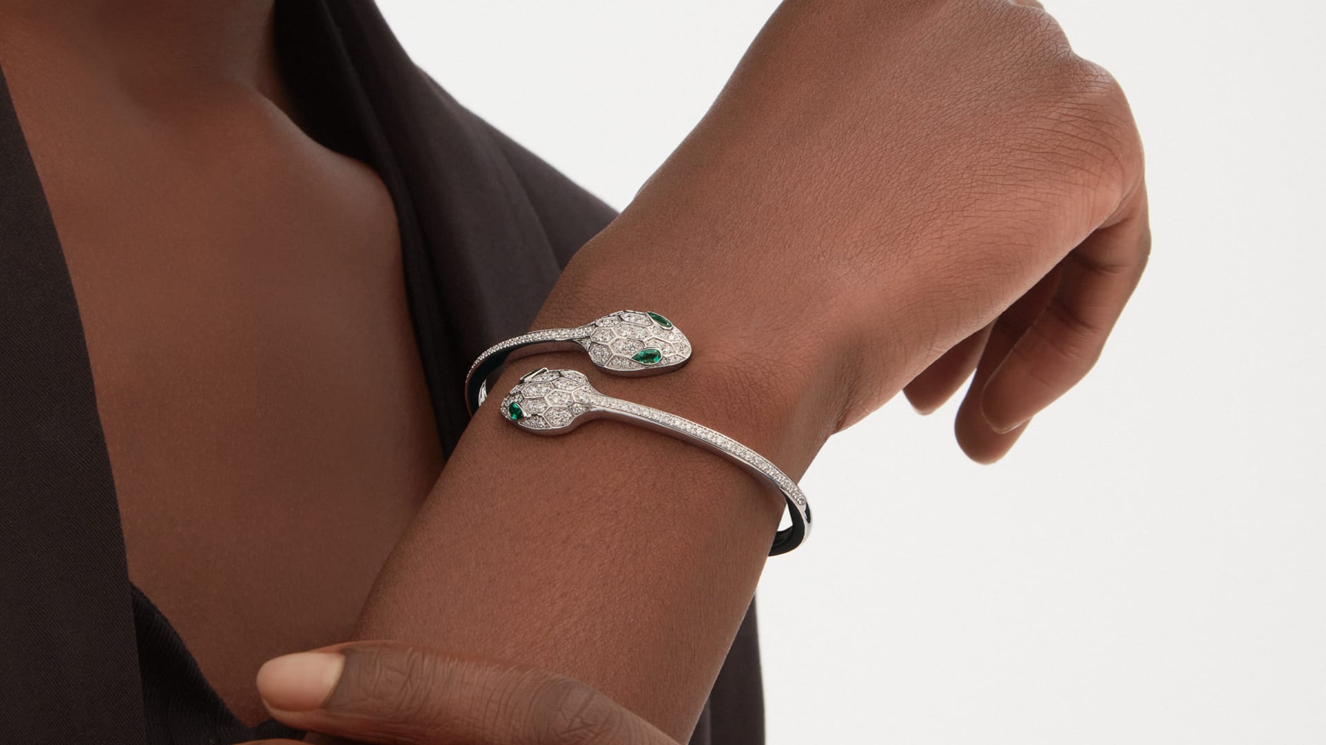 Serpenti Seduttori Bracelet White Gold 356517 | Bracelets | Bvlgari Official Store